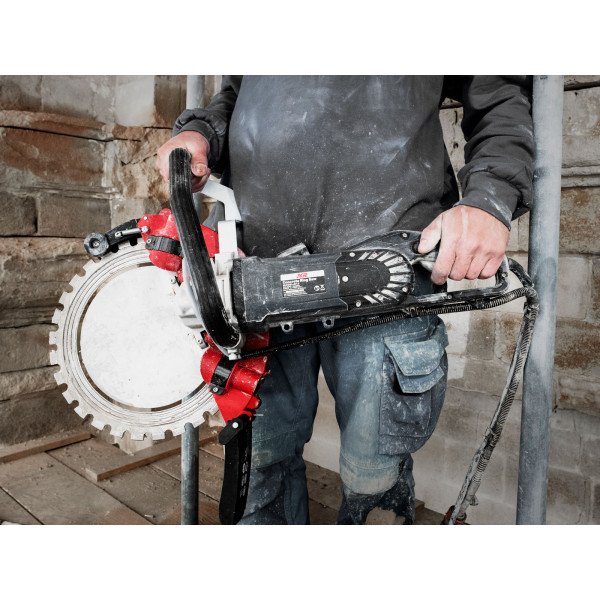 Ferăstrău electric inelar manual pentru beton AGP R13 ⭐ FenozaShop